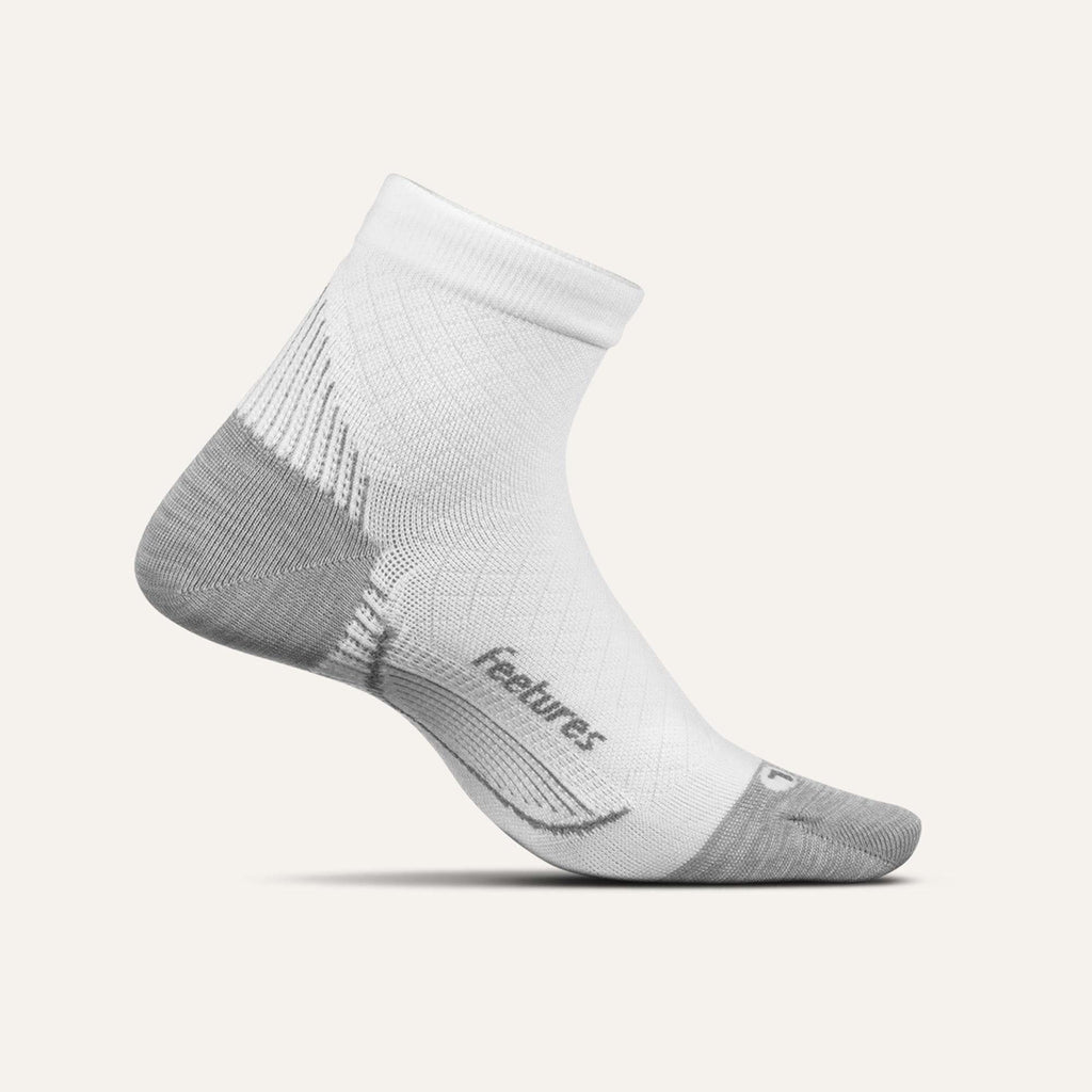 Feetures PF Relief Ultra Light Quarter Socks White – Greaves Sports