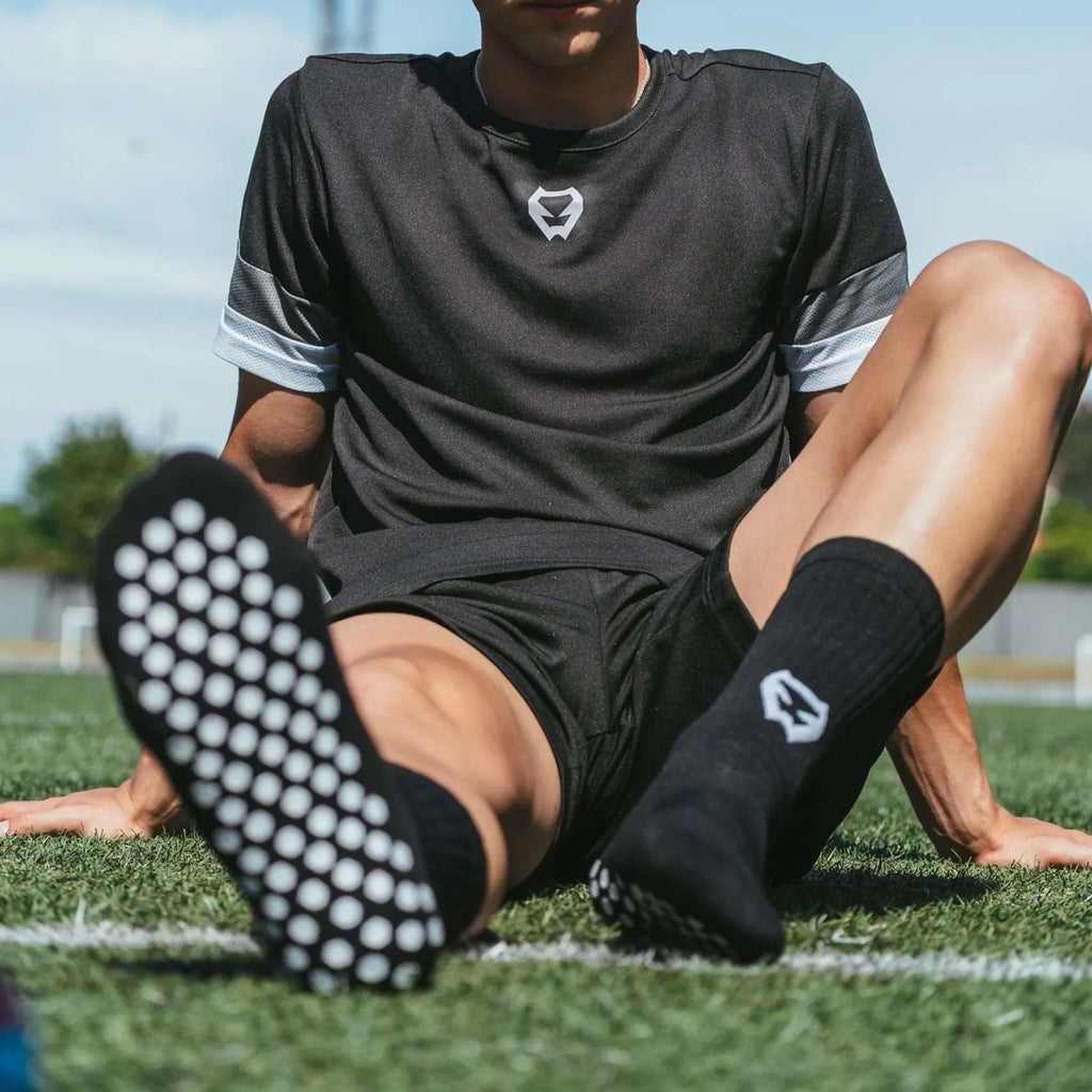 SAK Grip Socks Black | Football Performance Socks – Greaves Sports